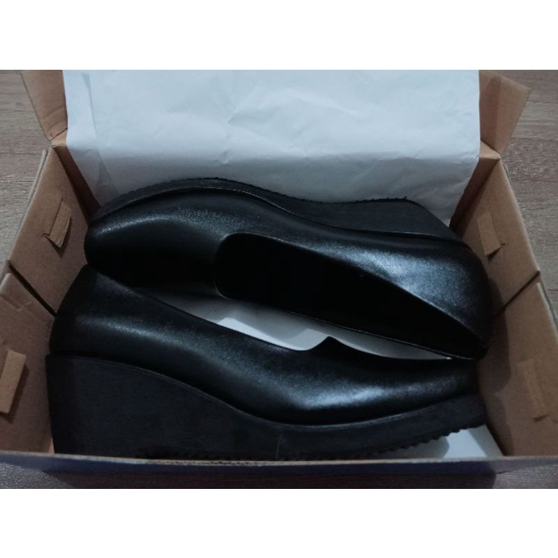 Jual Disc Sepatu Wedges Persit/Pia/Bhayangkari/Jalasenastri Sol Karet ...