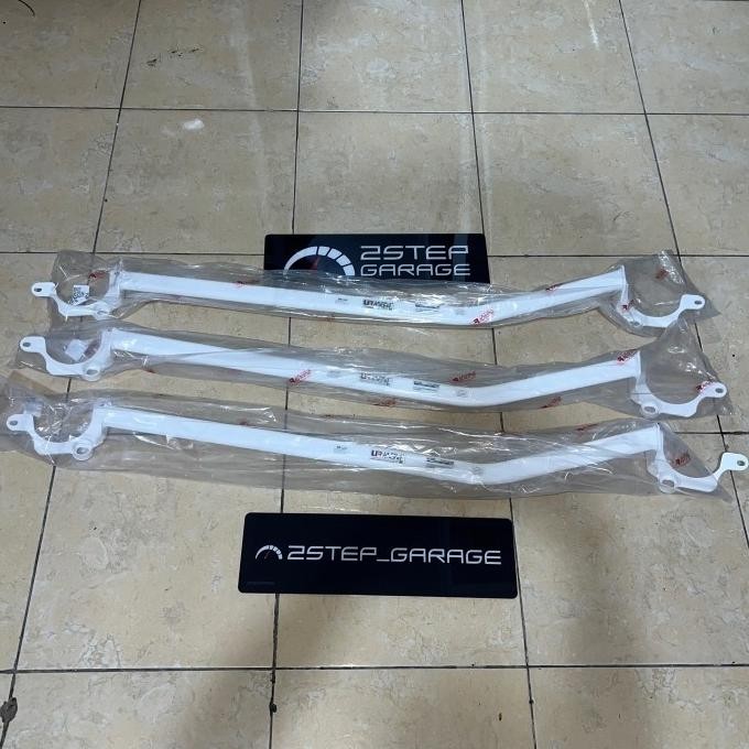 Jual Strutbar Depan Frontbar Ultra Racing Toyota Kijang Innova Zenix ...