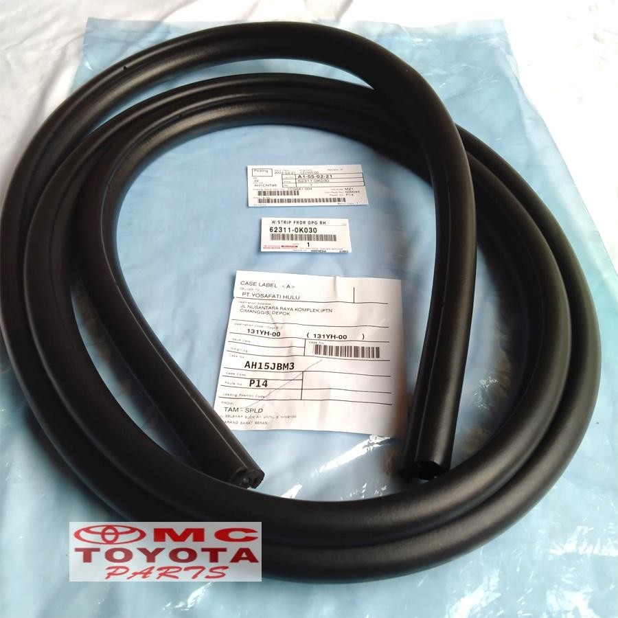 Jual Karet Body Pintu Innova 62311-0K030 62312-0K030 62331-0K030 62332 ...