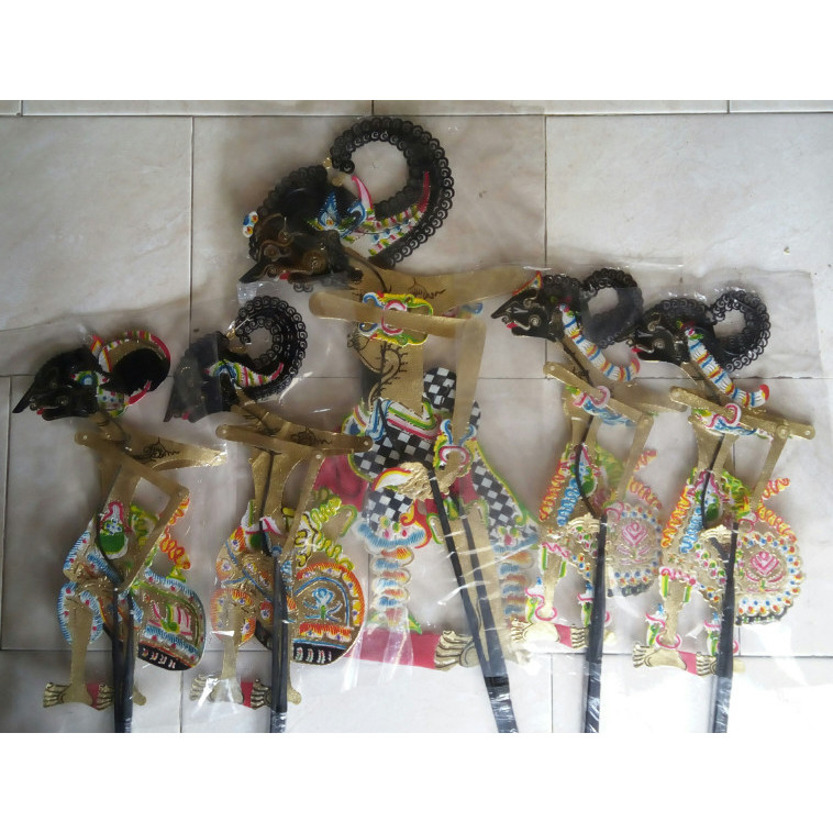 Jual SATU SET WAYANG KULIT PANDAWA /PENDOWO LIMA ( 65 cm) | Shopee ...