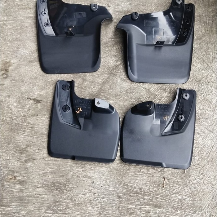 Jual Mudguard Mud Guard Karpet Lumpur Fortuner Vrz Srz Original Satuan ...