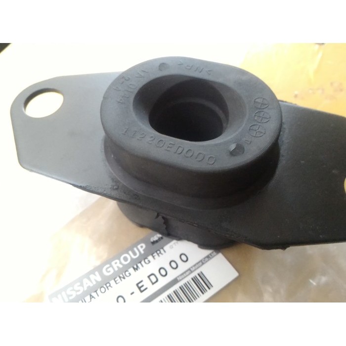 Jual Terbaik Grand Livina Evalia Latio Engine Mounting Kiri Insulator ...