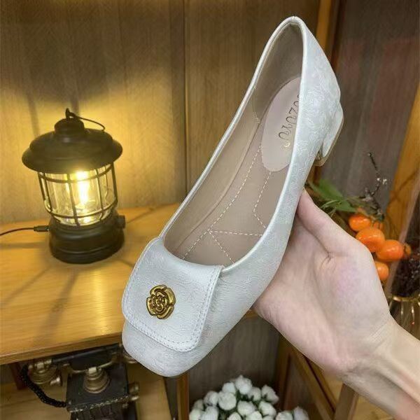 Jual Sepatu Kulit Domba Gaya Cina, Kasut Heel Rendah, Potongan Rendah ...