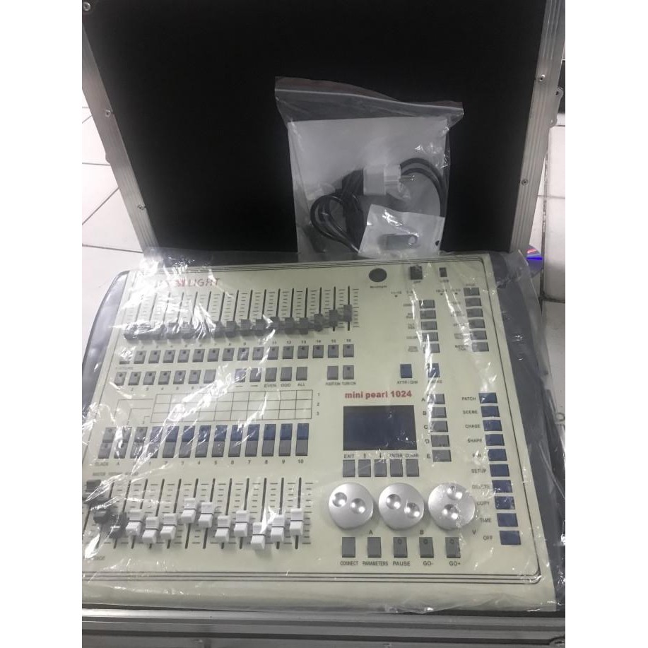 Jual Produk Baru!! Controller Light Mini Pearl 1024 / Dmx 512 | Shopee ...