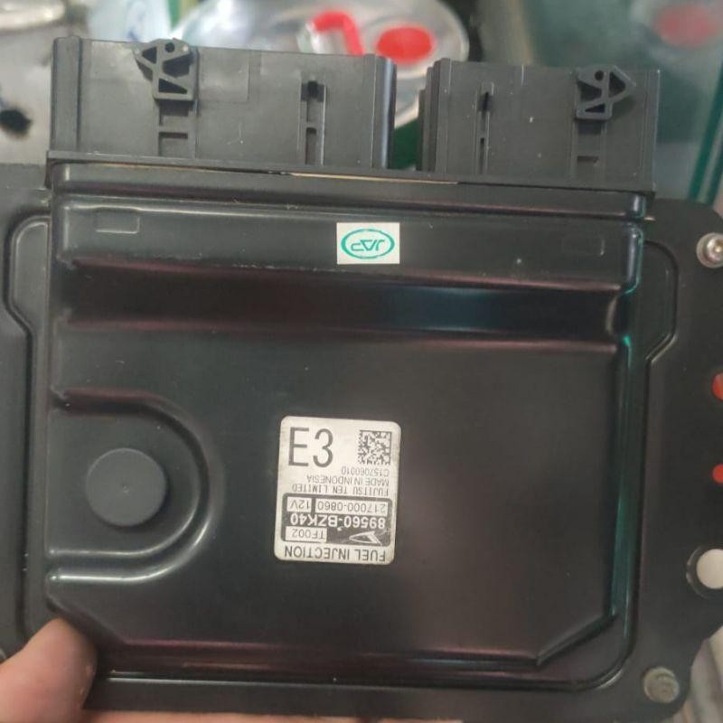 Jual Ecu Computer Engine 89560-Bzk40 Bzk41 Bzk42 Toyota Grand Avanza 1 ...