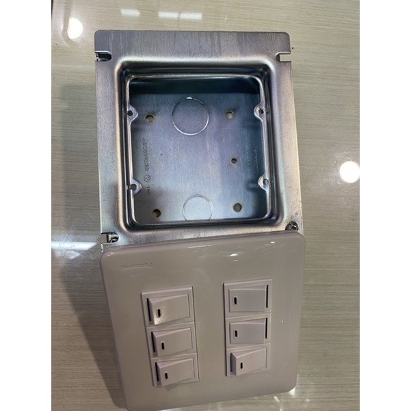 Jual Grid Switch 6 Gang / Saklar 6 Mata + Inbodus Besi Panasonic ...