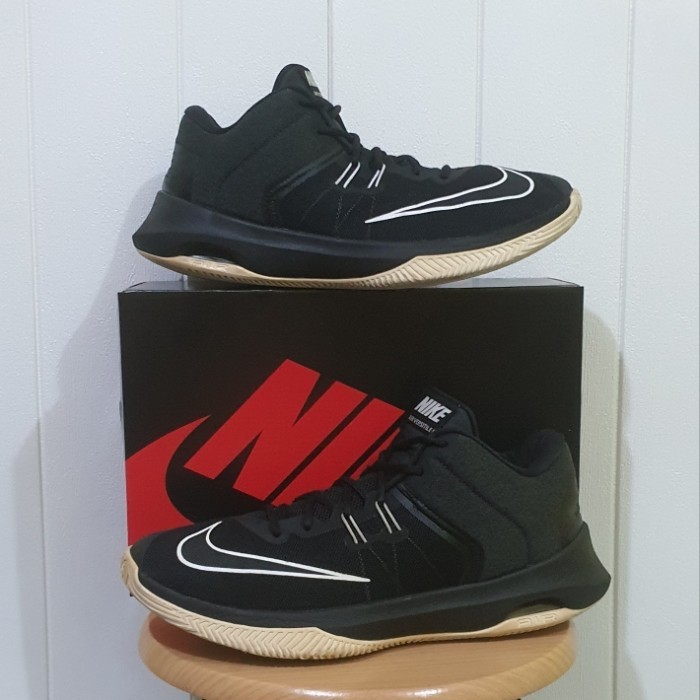 Jual SEPATU BASKET NIK3 AIR VERSITILE 2 BLACK ORIGINAL SIZE 46 ORI ...