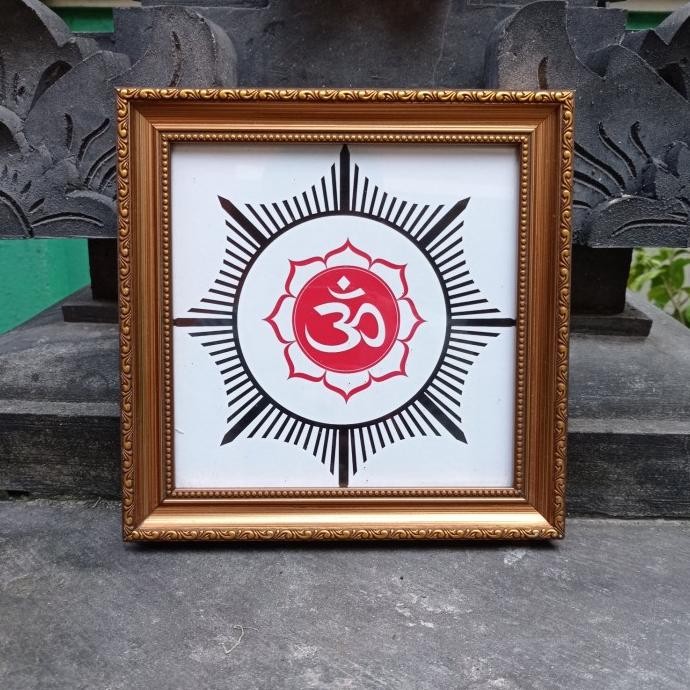 Jual *#*#*#*#] bingkai kaca simbol omkara dan swastika hindu | Shopee ...
