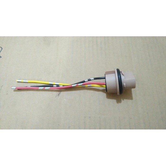 Jual Socket Bohlam Lampu Rem Stop Fitting Tancap T20 Kaki 2 Sujabel ...