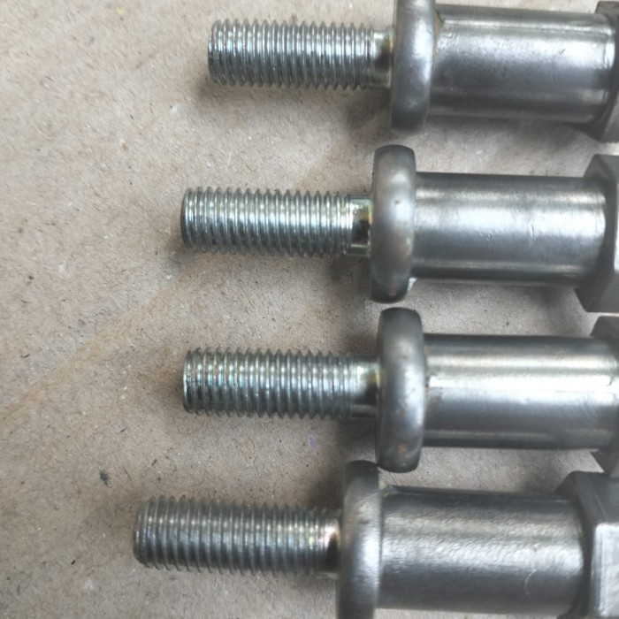 Jual Baut Baud Dudukan Radiator Honda Vario 125 - Vario 150 - Pcx ...