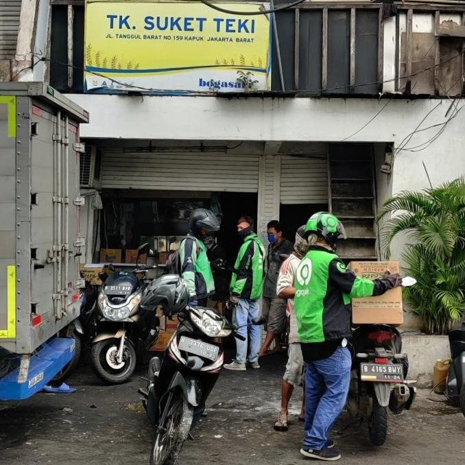 Jual Tepung Terigu Cakra Kembar 25kg Karung 25 kg Bogasari READY TT ...