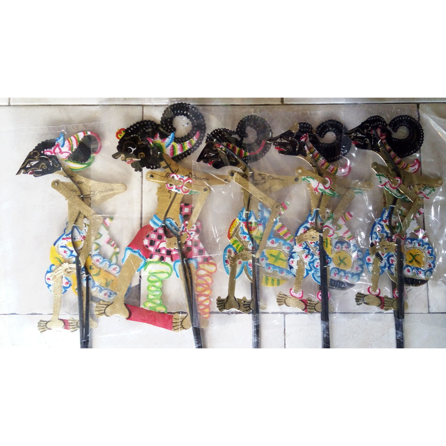 Jual mainan tradisional wayang kulit kidangan biasa - pandawa lima ...