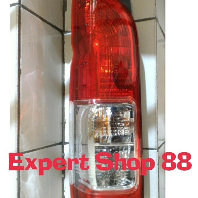 Jual Stoplamp Lampu Stop Lamp Rem Belakang Hiace Hi-Ace Commuter 2014 ...
