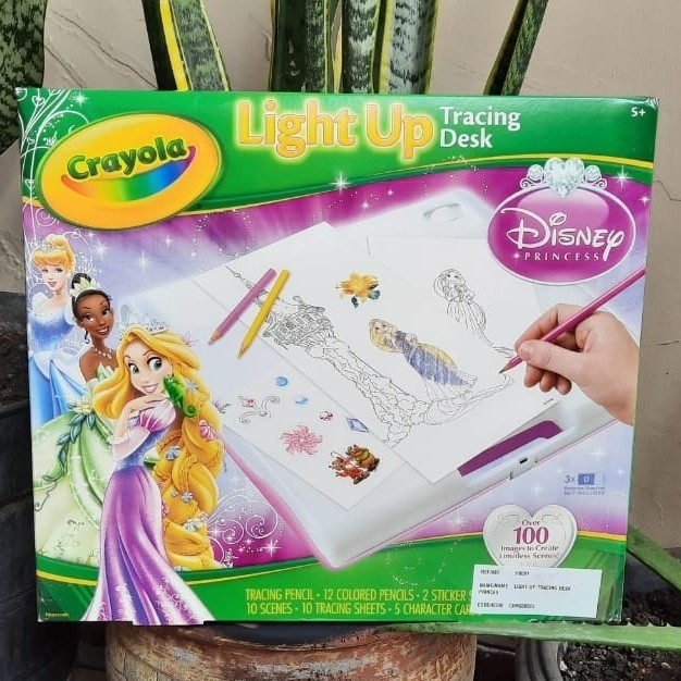Jual Crayola Princess light up tracing desk | Shopee Indonesia