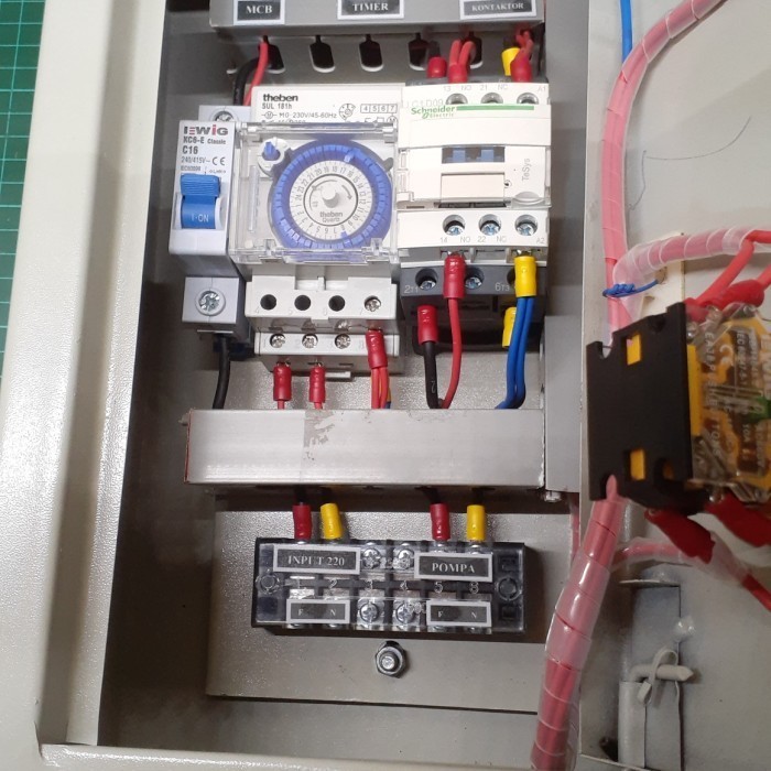 Jual panel Timer theben pompa kolam renang 1 MCB schneider | Shopee ...