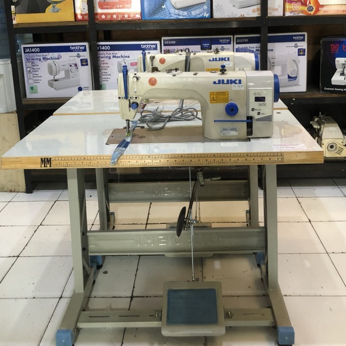 Jual Produk Ready Mesin Jahit Bekas JUKI servo direct drive Komplit set siap pakai | Shopee ...