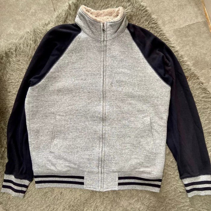 Jual UNIQLO SHERPA TRACK JACKET | Shopee Indonesia