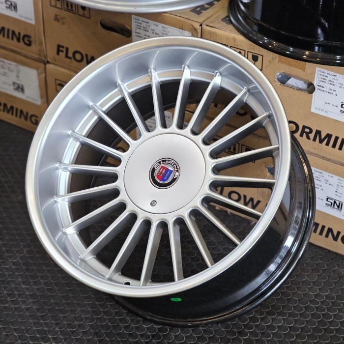 Jual VELG MOBIL BMW R18 ALPINA ET 18 - 13 VELG RACING MOBIL RING 18 BMW | Shopee Indonesia
