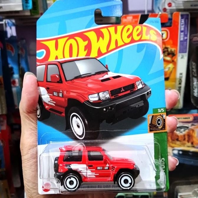 Jual Hot Wheels Mitsubishi Pajero Evolution Merah | Shopee Indonesia