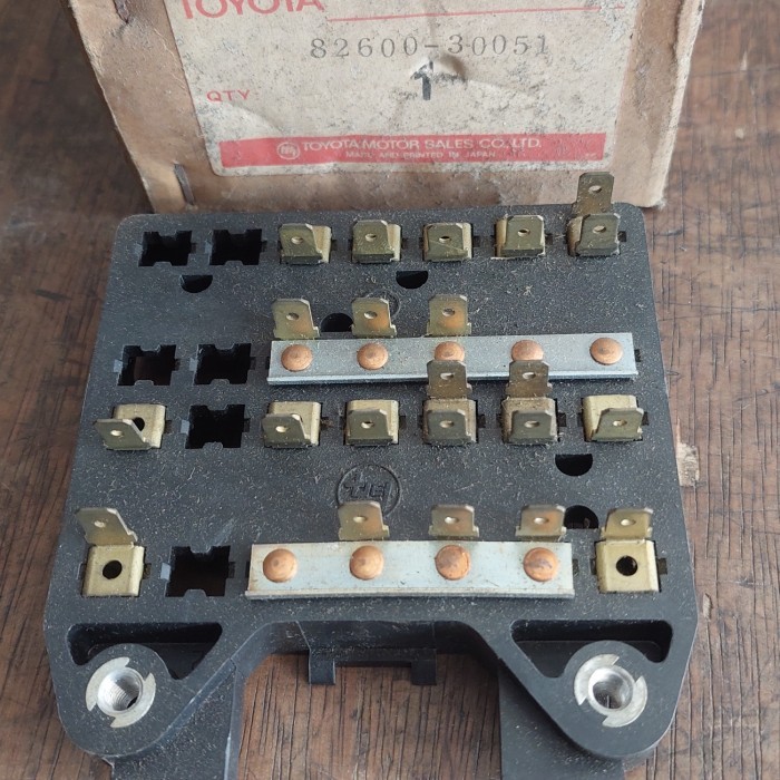 Jual [OGG] Box Sekring Fuse Box Toyota Crown MS60 MS65 | Shopee Indonesia