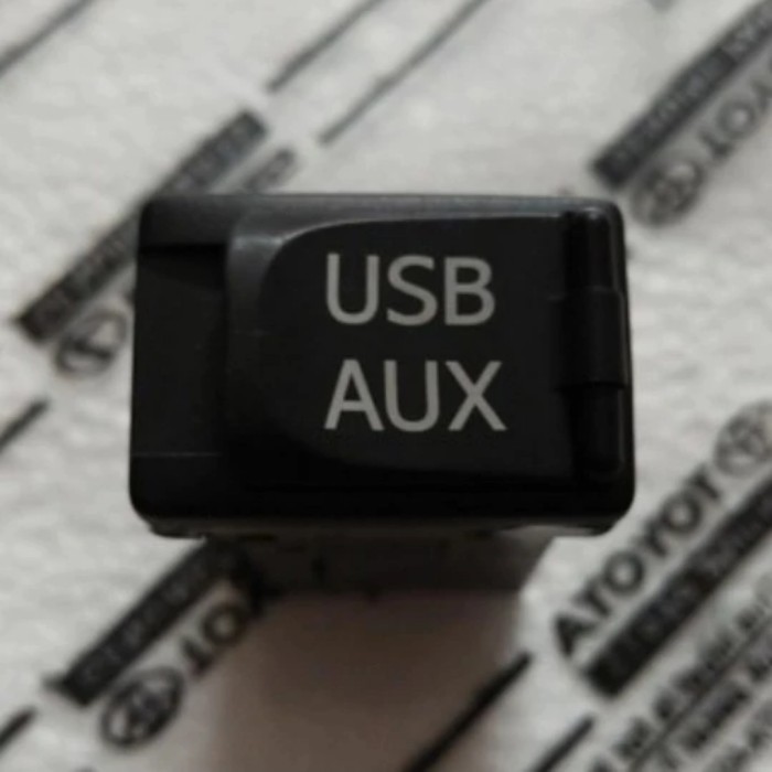 Jual USB AUX adapter Toyota Universal Original | Shopee Indonesia