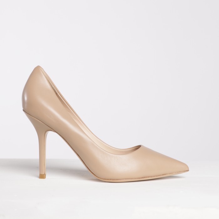 Jual Chloe Liem Doff Italian Sole Heels Nude | Shopee Indonesia