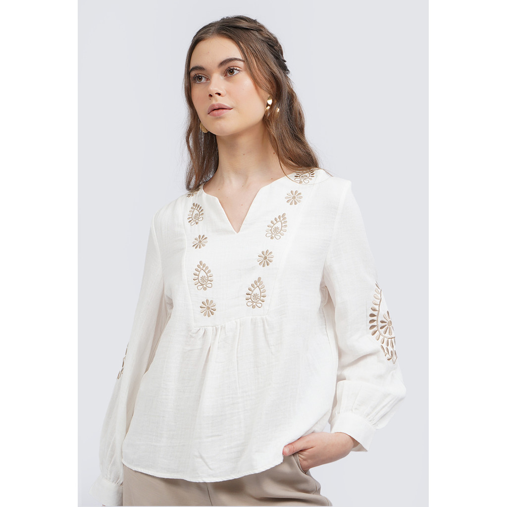 Jual Et Cetera V-Neck Embroidered Long Sleeve Blouse OFF WHITE | Shopee ...