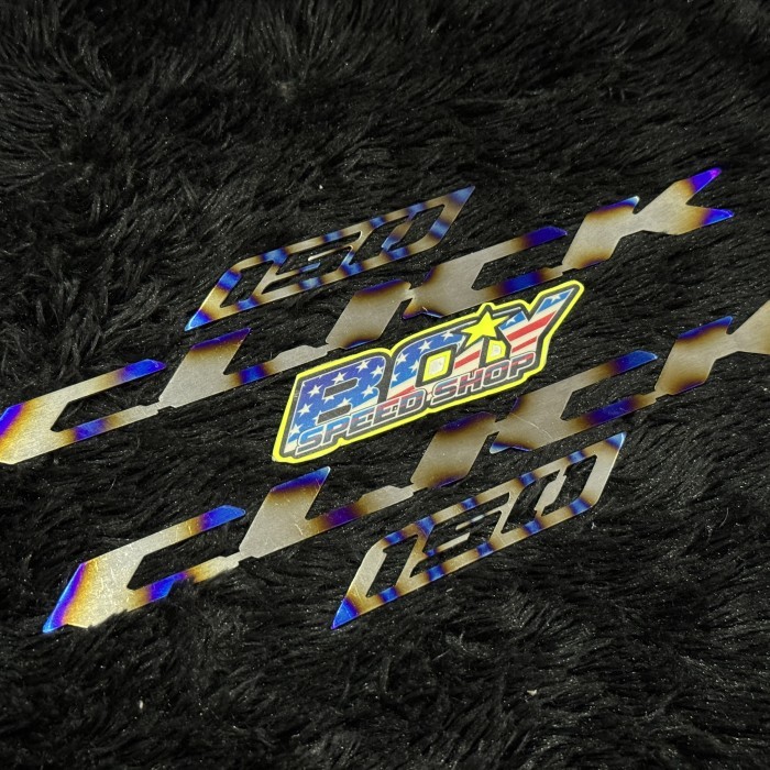 Jual Ready Emblem Click 150 titanium burn ( harga 1set kanan kiri ...