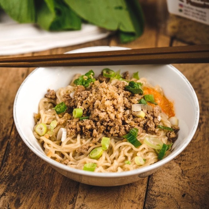 Jual Bakmi Mamie - Bakmi Babi Frozen | Shopee Indonesia