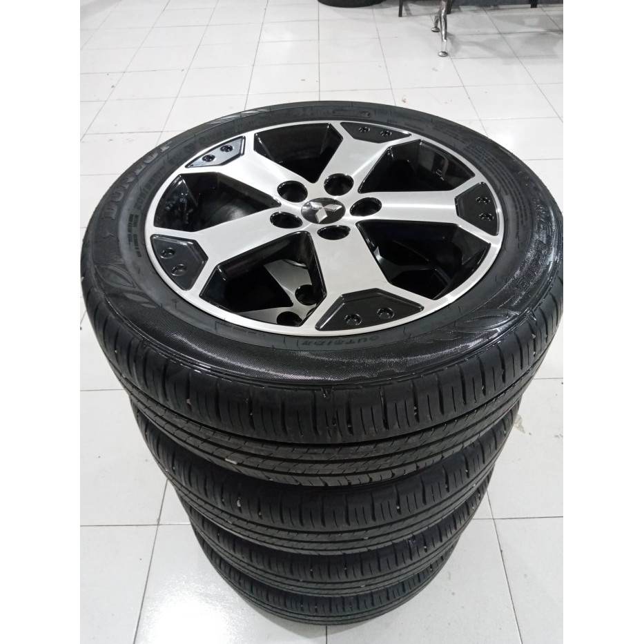 Jual velg bekas standar xpander cross ring 17 plus ban kondisi 90% ...