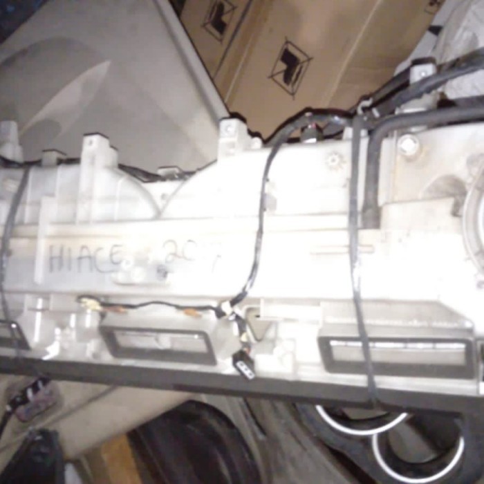 Jual Blower Ac Atas Panel Toyota Hiace Premio Copotan | Shopee Indonesia