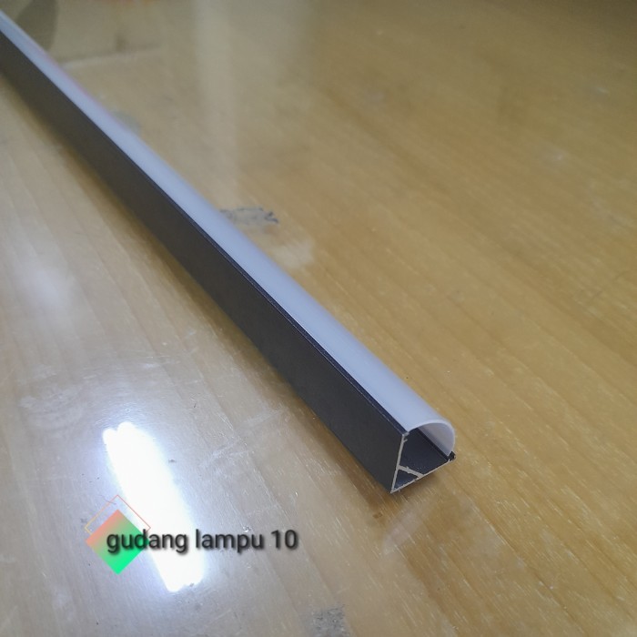 Jual Cover LED Strip Body Alumunium Siku Hitam 2 Meter (Wajib Potong 2 ...
