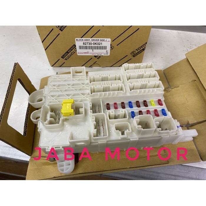 Jual Sekring Block Junction-Box Sekring Hilux-Fortuner-82730-0K021 ...