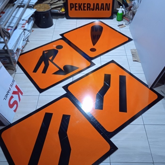 Jual Rambu Lalu Lintas Custom, Ukuran 90X90/D.90 Cm. Plat Acp 3Mm Ready ...