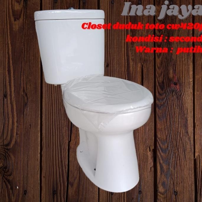 Jual closet duduk toto cw420j putih second closed klosed kloset toilet ...