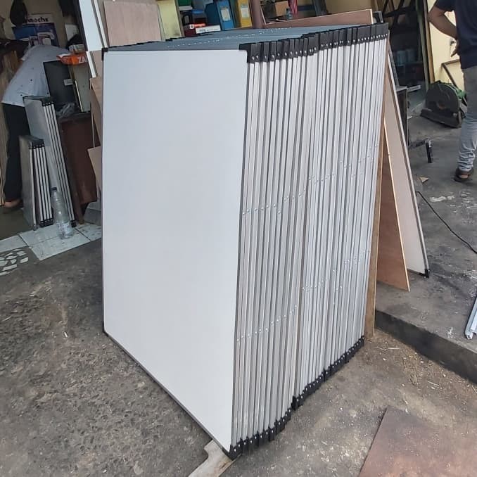 Jual whiteboard gantung formica 100 x 120 cm | Shopee Indonesia