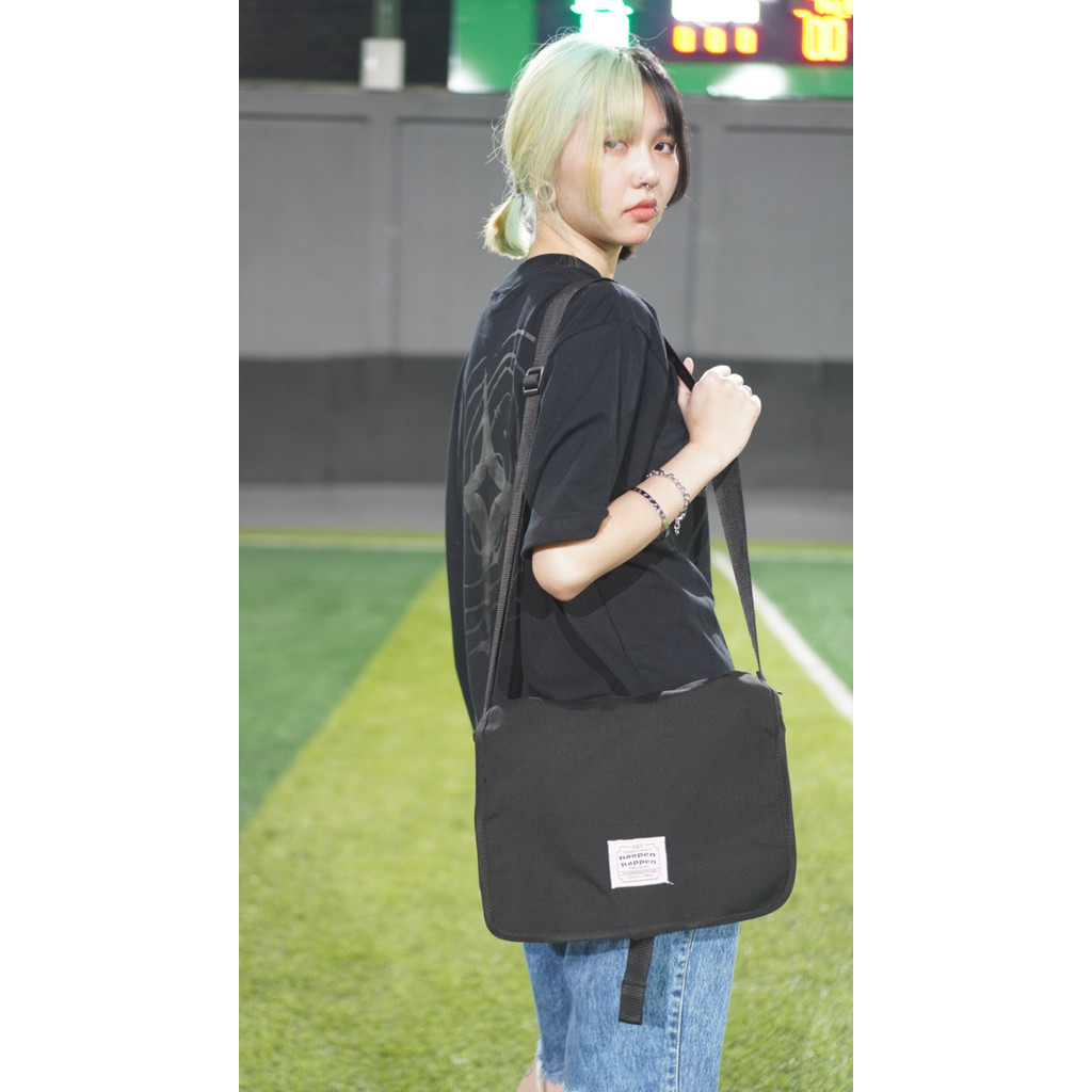 Jual Paddy Black Tas Selempang | Messenger Bag - Hitam Kanvas | Shopee ...