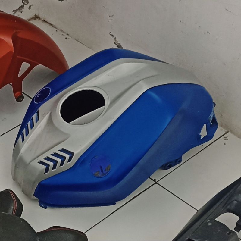 Jual cover tangki r15 v3 | Shopee Indonesia