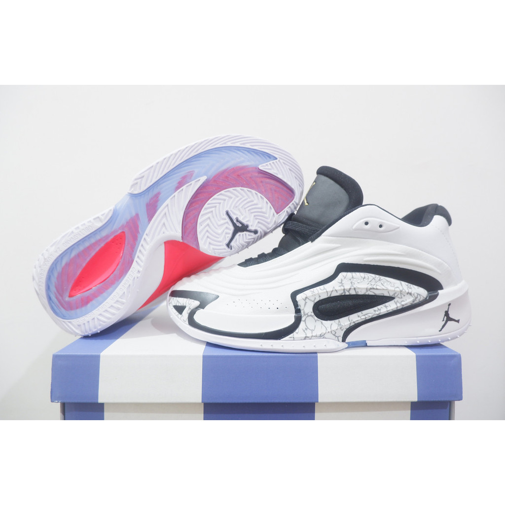 Jual SEPATU BASKET JORDAN LUKA 3 LOW MOTORSPORT | Shopee Indonesia