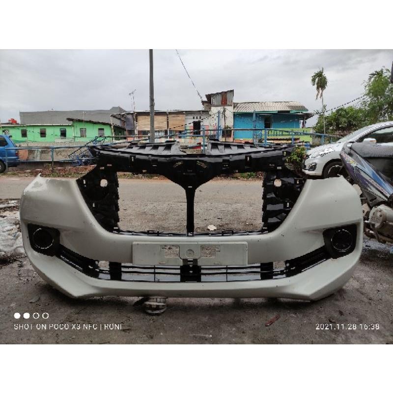 Jual Bemper Depan Avanza 2016 2017 2018 Origina Bekas | Shopee Indonesia