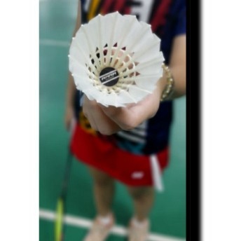 Jual Shuttlecock/Kok Rara Stabil Awet sampai hitungan 15 (hitungan ...