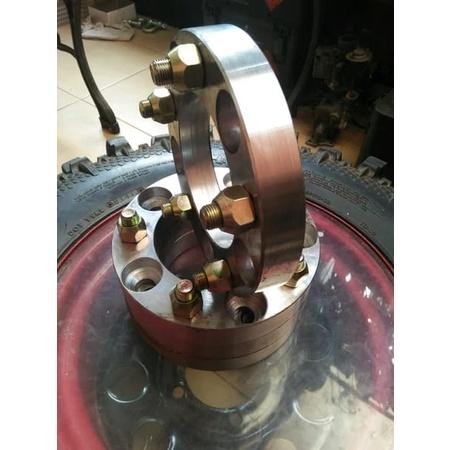 Jual Terbaru Adaptor Velg Roda Spiser Spacer Spicer 3 Cm Innova Rush ...