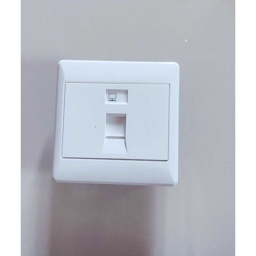 Jual outlet data Cat 6 B2031L BOSSOutlet/Frame Data cat.6 Boss B2031L 1 ...