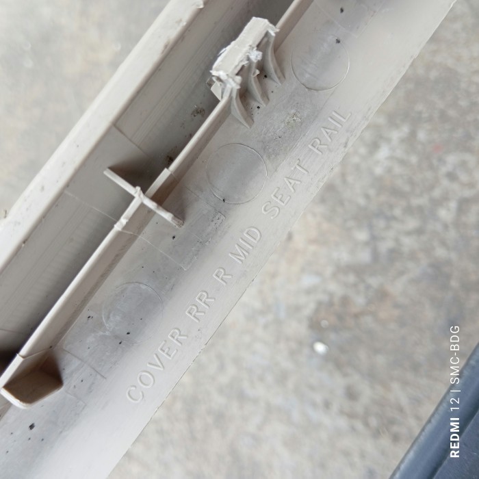 Jual Cover Rr R Seat Rail Tutup Rel Jok Tengah Belakang Kanan Odyssey ...
