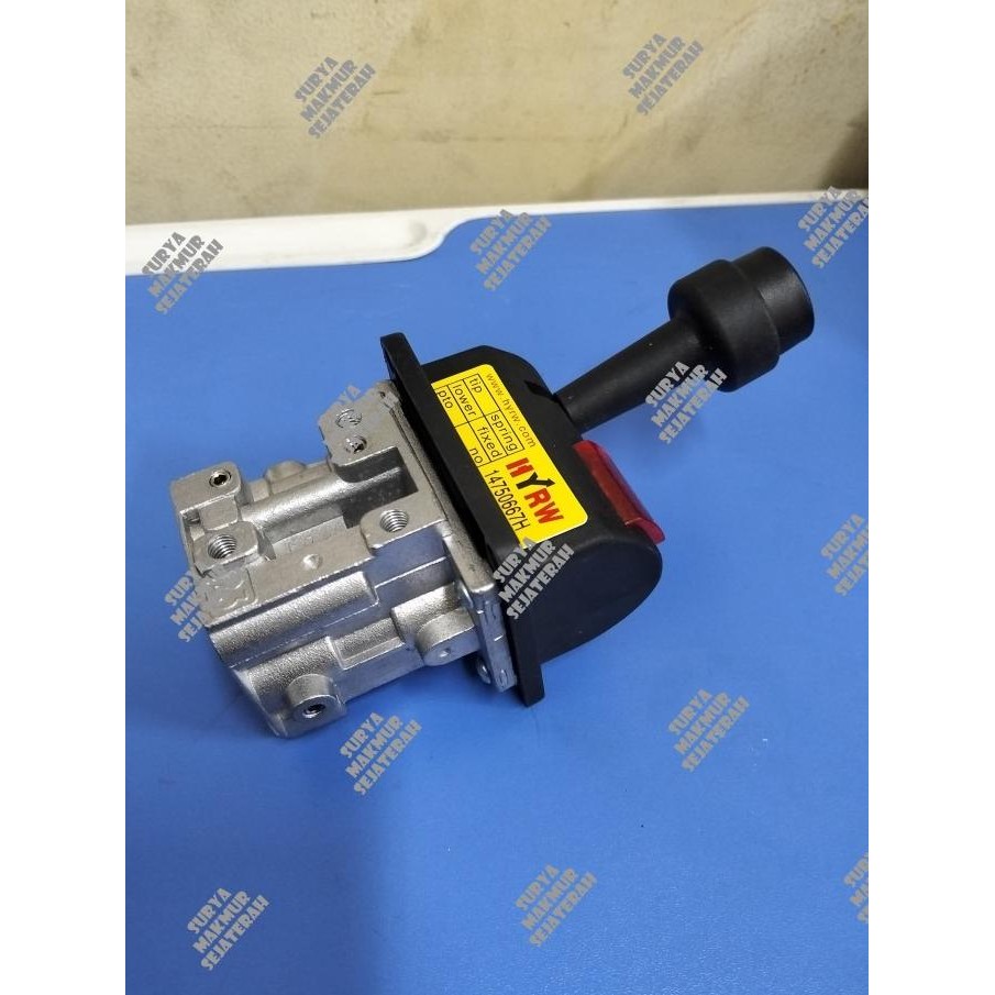 Jual Control Valve Hyva 14750667H Volvo Mercy Scania | Shopee Indonesia