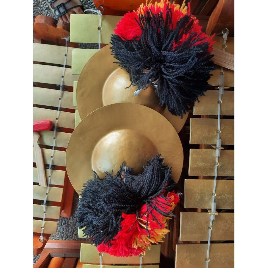 Jual KOMPLIT GAMELAN/CENG CENG BALI/ALAT MUSIK TRADISIONAL BALI ...