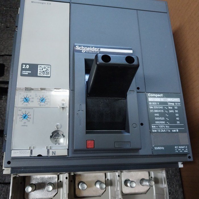 Jual MCCB Compact NS1000N 3P 1000A 1000 A 50KA MIC 2.0 NS 1000N 50KA 33472 | Shopee Indonesia