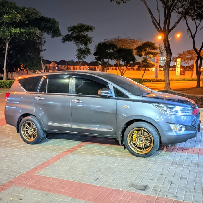 Jual Velg Pelg Mobil Innova Reborn Paket Ganteng Ring 18 Lubang 5x114,3 ...