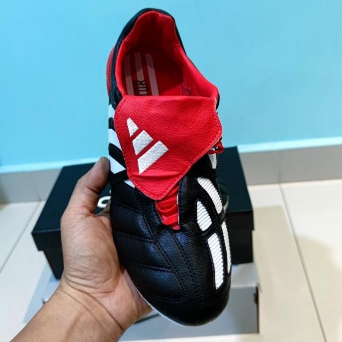 Jual SEPATU BOLA ADIDAS PREDATOR 20 MANIA REMAKE BLACK WHITE RED PNK ...