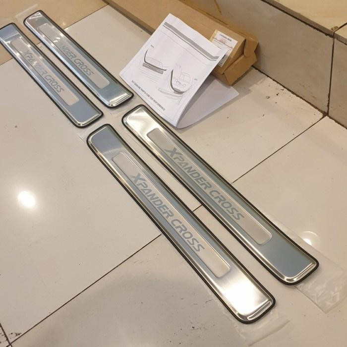 Jual Scuff Plate Asli Mitsubishi Xpander Cross | Shopee Indonesia